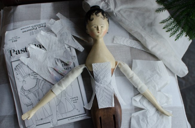 A Milliner for Mélisande – Two Threads Back